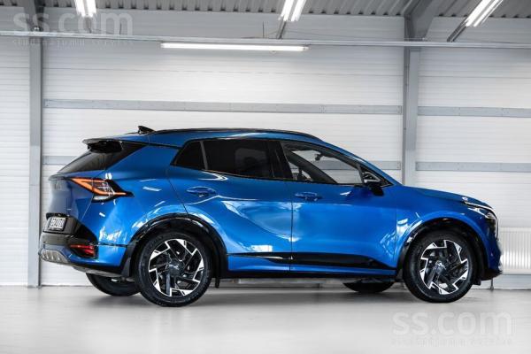 Kia Sportage 2022 Tukums vietnē Zils Kia Sportage 2022 Tukums, ar dzinēja tilpumu 1.60 L un nobraukumu 46 tūkst. km par 25555 €, foto 4 vietnē AUTOMOTO.COM.LV