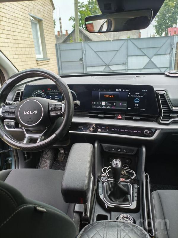 Zils Kia Sportage 2023 Daugavpils, ar dzinēja tilpumu 1.60 L un nobraukumu 31 tūkst. km par 24200 €, foto 1 vietnē AUTOMOTO.COM.LV