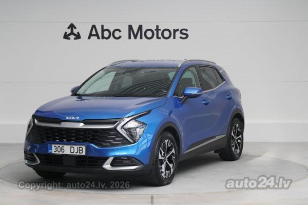 Blue Kia Sportage 2023 in Tallinn, with an engine capacity of 1.60 L and mileage of 42 thousand km for 26990 €, photo 1 on AUTOMOTO.COM.LV
