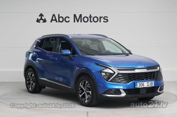 Blue Kia Sportage 2023 in Tallinn, with an engine capacity of 1.60 L and mileage of 42 thousand km for 26990 €, photo 3 on AUTOMOTO.COM.LV