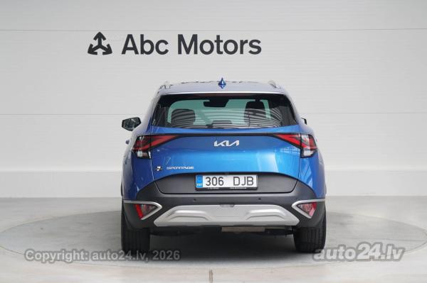 Blue Kia Sportage 2023 in Tallinn, with an engine capacity of 1.60 L and mileage of 42 thousand km for 26990 €, photo 5 on AUTOMOTO.COM.LV