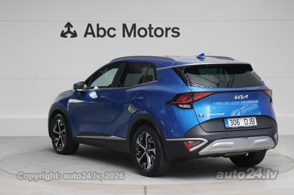 Blue Kia Sportage 2023 in Tallinn, with an engine capacity of 1.60 L and mileage of 42 thousand km for 26990 €, photo 6 on AUTOMOTO.COM.LV