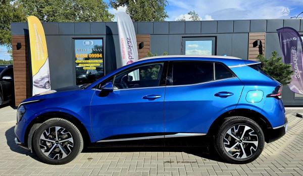 Blue Kia Sportage 2023 in Taurage, with an engine capacity of 1.60 L and mileage of 150 thousand km for 20500 €, photo 5 on AUTOMOTO.COM.LV