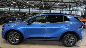 Blue Kia Sportage 2023 in Riga, with an engine capacity of 1.60 L and mileage of 45 thousand km for 25900 €, photo  on AUTOMOTO.COM.LV