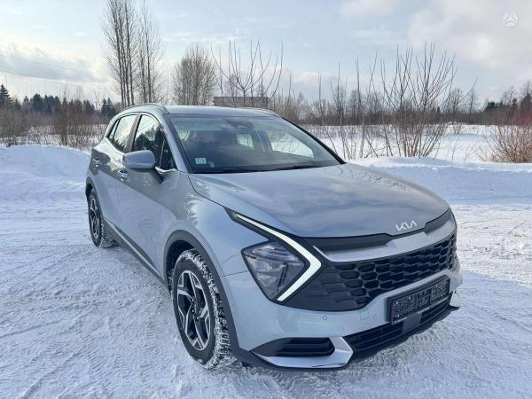 Zils Kia Sportage 2024 Panevēža, ar dzinēja tilpumu 1.60 L un nobraukumu 69 tūkst. km par 12900 €, foto  vietnē AUTOMOTO.COM.LV