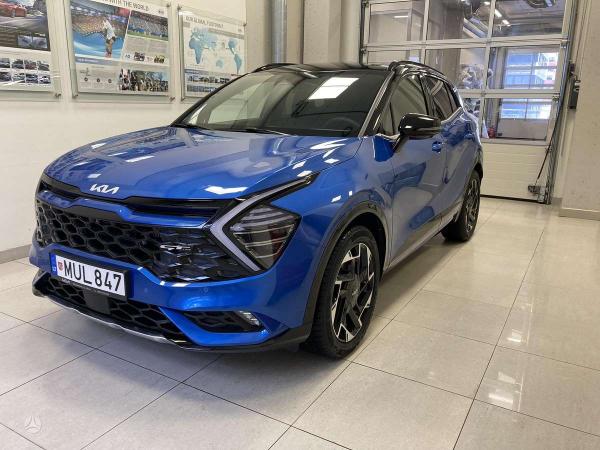 Blue Kia Sportage 2024 in Vilnius, with an engine capacity of 1.60 L and mileage of 27 thousand km for 29700 €, photo 1 on AUTOMOTO.COM.LV