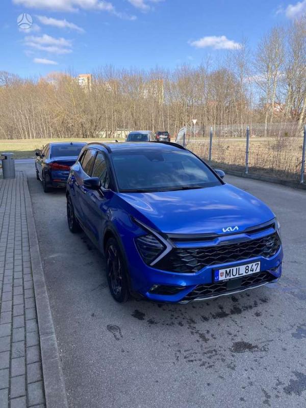 Blue Kia Sportage 2024 in Vilnius, with an engine capacity of 1.60 L and mileage of 27 thousand km for 29700 €, photo 3 on AUTOMOTO.COM.LV