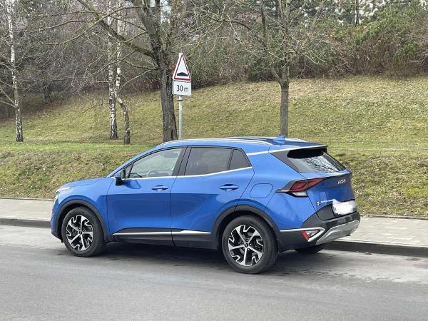 Zils Kia Sportage 2025 Viļņa, ar dzinēja tilpumu 1.60 L un nobraukumu 8 tūkst. km par 28499 €, foto 5 vietnē AUTOMOTO.COM.LV