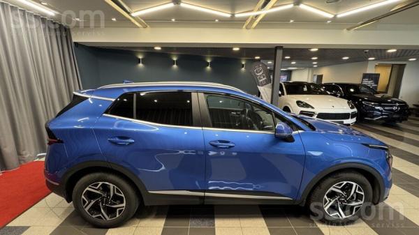 Zils Kia Sportage 2025 Rīga, ar dzinēja tilpumu 1.60 L un nobraukumu 8 tūkst. km par 26490 €, foto 4 vietnē AUTOMOTO.COM.LV