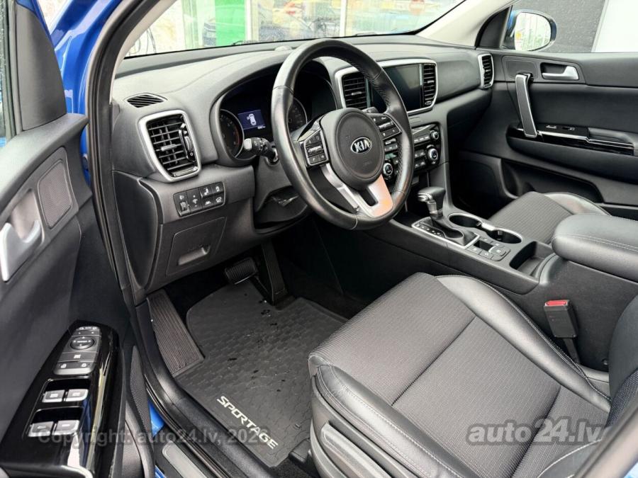 Zils Kia Sportage 2021 Tallina, ar dzinēja tilpumu 1.60 L un nobraukumu 60 tūkst. km par 19900 €, foto 7 vietnē AUTOMOTO.COM.LV