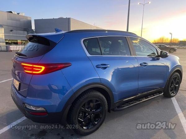 Zils Kia Sportage 2021 Tallina, ar dzinēja tilpumu 1.60 L un nobraukumu 42 tūkst. km par 20500 €, foto 6 vietnē AUTOMOTO.COM.LV