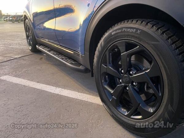Zils Kia Sportage 2021 Tallina, ar dzinēja tilpumu 1.60 L un nobraukumu 42 tūkst. km par 20500 €, foto 8 vietnē AUTOMOTO.COM.LV
