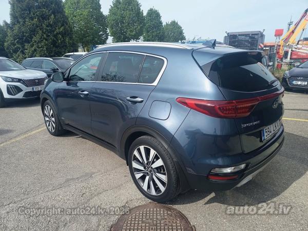 Синий Киа Sportage 2021 в Тарту, объемом двигателя 1.60 л и пробегом 168 тыс. км за 15990 €, фото 4 на AUTOMOTO.COM.LV