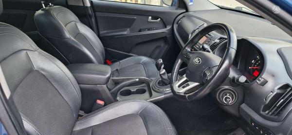 Синий Киа Sportage 2012 в Шяуляй, объемом двигателя 1.69 л и пробегом 102 тыс. км за 2950 €, фото 10 на AUTOMOTO.COM.LV