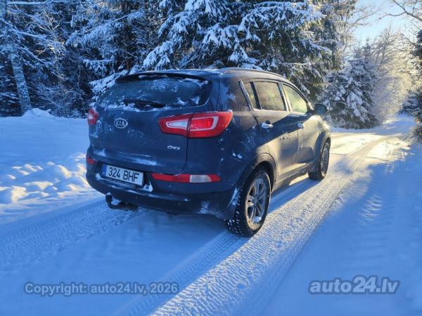 Zils Kia Sportage 2012 Tallina, ar dzinēja tilpumu 2.00 L un nobraukumu 317 tūkst. km par 6200 €, foto 1 vietnē AUTOMOTO.COM.LV