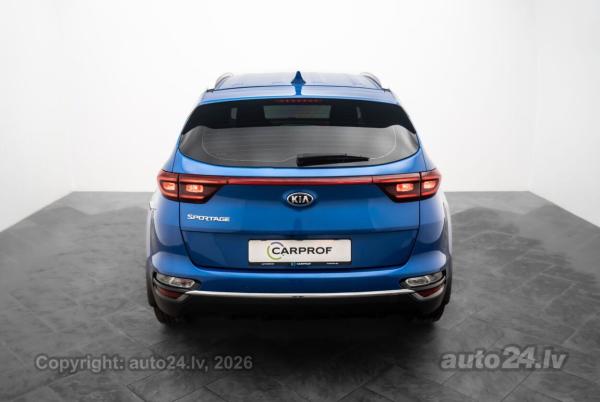 Blue Kia Sportage 2019 in Tallinn, with an engine capacity of 1.60 L and mileage of 214 thousand km for 12999 €, photo 5 on AUTOMOTO.COM.LV