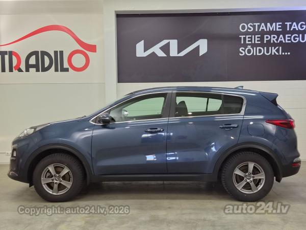 Blue Kia Sportage 2021 in Haapsalu, with an engine capacity of 1.60 L and mileage of 38 thousand km for 15500 €, photo 1 on AUTOMOTO.COM.LV