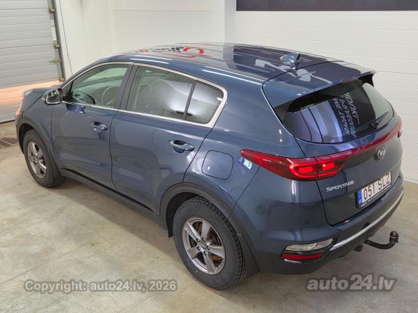 Blue Kia Sportage 2021 in Haapsalu, with an engine capacity of 1.60 L and mileage of 38 thousand km for 15500 €, photo 7 on AUTOMOTO.COM.LV