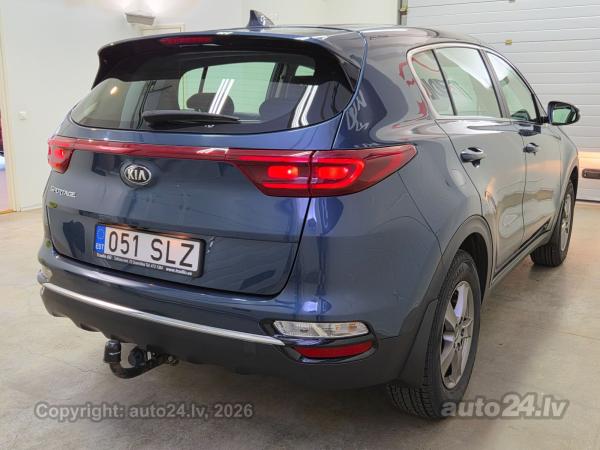 Blue Kia Sportage 2021 in Haapsalu, with an engine capacity of 1.60 L and mileage of 38 thousand km for 15500 €, photo 8 on AUTOMOTO.COM.LV