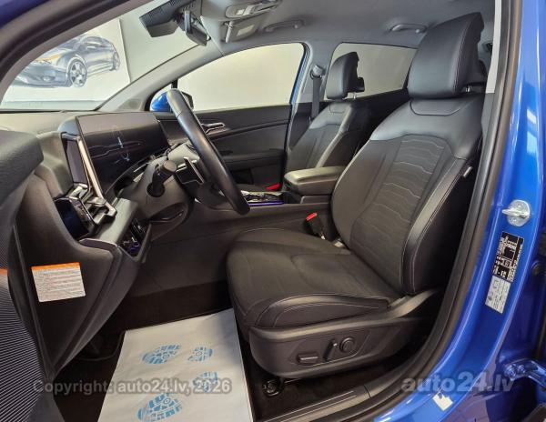 Blue Kia Sportage 2023 in Tartu, with an engine capacity of 1.60 L and mileage of 123 thousand km for 23499 €, photo 6 on AUTOMOTO.COM.LV