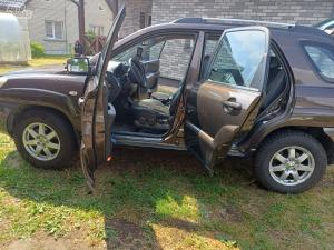 Коричневый Киа Sportage 2005 в Варена, объемом двигателя 2.00 л и пробегом 230 тыс. км за 2800 €, фото  на AUTOMOTO.COM.LV