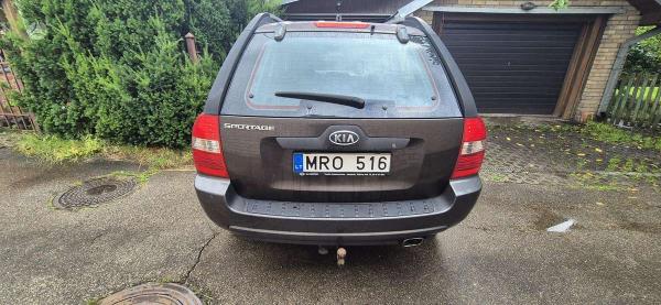 Brown Kia Sportage 2006 in Kaunas, with an engine capacity of 1.98 L and mileage of 261 thousand km for 1600 €, photo 5 on AUTOMOTO.COM.LV
