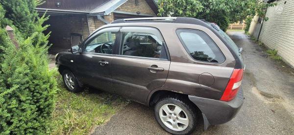 Brūns Kia Sportage 2006 Kauņa, ar dzinēja tilpumu 1.98 L un nobraukumu 261 tūkst. km par 1600 €, foto 4 vietnē AUTOMOTO.COM.LV