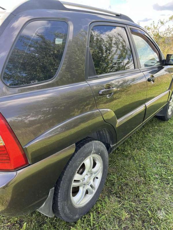 Киа Sportage 2007 в Шальчининкай на AUTOMOTO.COM.LV Коричневый Киа Sportage 2007 в Шальчининкай, объемом двигателя 1.99 л и пробегом 276 тыс. км за 2790 €, фото 6 на AUTOMOTO.COM.LV