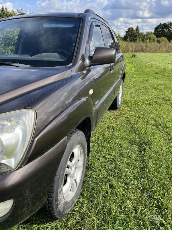 Киа Sportage 2007 в Шальчининкай на AUTOMOTO.COM.LV Коричневый Киа Sportage 2007 в Шальчининкай, объемом двигателя 1.99 л и пробегом 276 тыс. км за 2790 €, фото 8 на AUTOMOTO.COM.LV