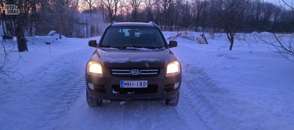 Brūns Kia Sportage 2008 Kupiškis, ar dzinēja tilpumu 2.00 L un nobraukumu 335 tūkst. km par 2850 €, foto 2 vietnē AUTOMOTO.COM.LV