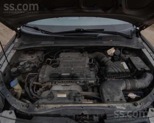 Brūns Kia Sportage 2009 Rīga, ar dzinēja tilpumu 2.00 L un nobraukumu 150 tūkst. km par 2500 €, foto 5 vietnē AUTOMOTO.COM.LV