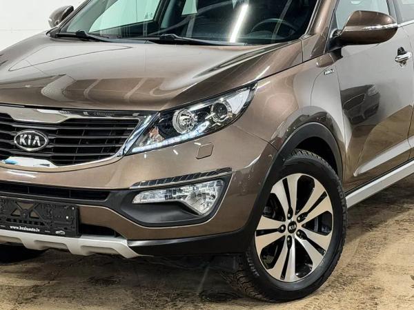 Коричневый Киа Sportage 2010 в Юрмала, объемом двигателя 2.00 л и пробегом 171 тыс. км за 7995 €, фото 2 на AUTOMOTO.COM.LV