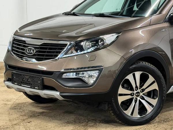 Коричневый Киа Sportage 2010 в Юрмала, объемом двигателя 2.00 л и пробегом 171 тыс. км за 7995 €, фото 3 на AUTOMOTO.COM.LV