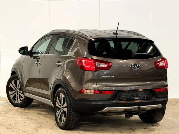 Коричневый Киа Sportage 2010 в Юрмала, объемом двигателя 2.00 л и пробегом 171 тыс. км за 7995 €, фото 9 на AUTOMOTO.COM.LV