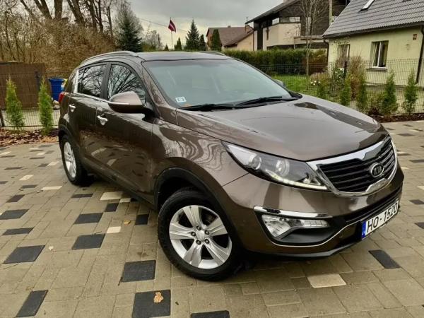 Brūns Kia Sportage 2010 Jelgava, ar dzinēja tilpumu 2.00 L un nobraukumu 131 tūkst. km par 8200 €, foto 2 vietnē AUTOMOTO.COM.LV