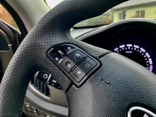 Brūns Kia Sportage 2010 Jelgava, ar dzinēja tilpumu 2.00 L un nobraukumu 131 tūkst. km par 8200 €, foto 8 vietnē AUTOMOTO.COM.LV