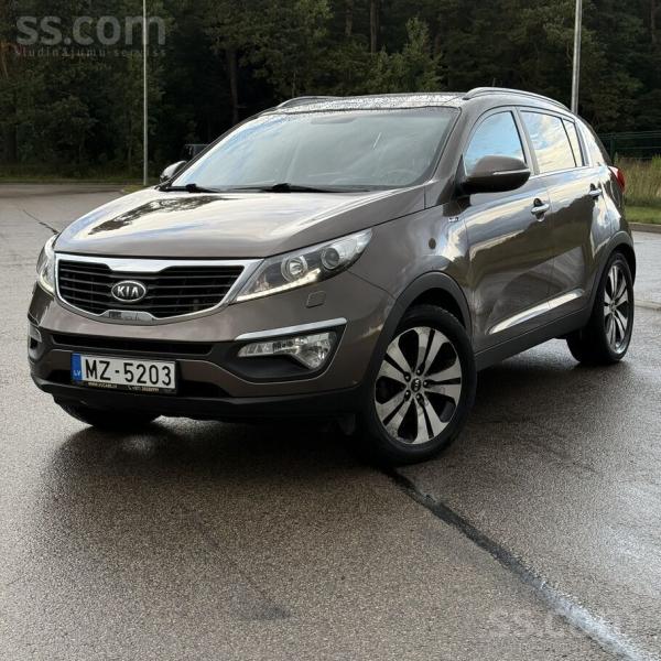 Коричневый Киа Sportage 2011 в Рига, объемом двигателя 2.00 л и пробегом 184 тыс. км за 7500 €, фото 1 на AUTOMOTO.COM.LV