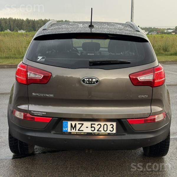 Коричневый Киа Sportage 2011 в Рига, объемом двигателя 2.00 л и пробегом 184 тыс. км за 7500 €, фото 9 на AUTOMOTO.COM.LV