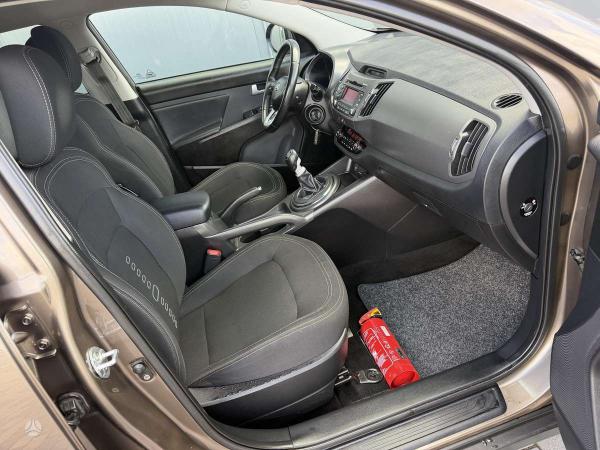 Коричневый Киа Sportage 2011 в Шяуляй, объемом двигателя 0.00 л и пробегом 198 тыс. км за 5980 €, фото 8 на AUTOMOTO.COM.LV