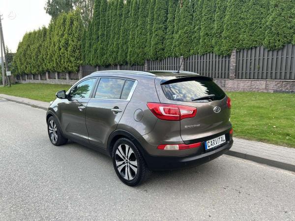 Brūns Kia Sportage 2011 Viļņa, ar dzinēja tilpumu 2.00 L un nobraukumu 368 tūkst. km par 3899 €, foto 4 vietnē AUTOMOTO.COM.LV