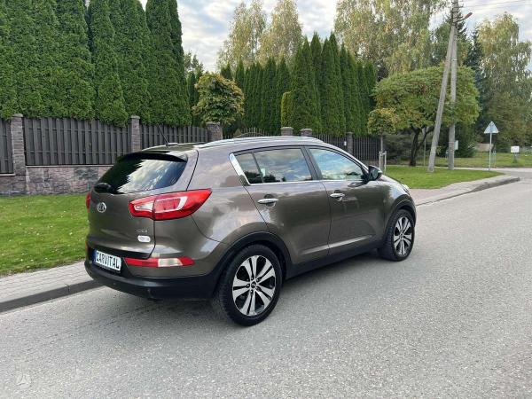 Brūns Kia Sportage 2011 Viļņa, ar dzinēja tilpumu 2.00 L un nobraukumu 368 tūkst. km par 3899 €, foto 5 vietnē AUTOMOTO.COM.LV