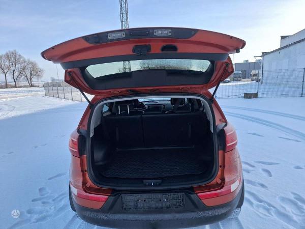 Brūns Kia Sportage 2012 Marijampole, ar dzinēja tilpumu 1.69 L un nobraukumu 189 tūkst. km par 5399 €, foto 8 vietnē AUTOMOTO.COM.LV