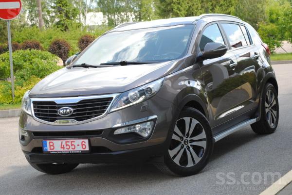 Коричневый Киа Sportage 2013 в Рига, объемом двигателя 1.70 л и пробегом 231 тыс. км за 5590 €, фото 1 на AUTOMOTO.COM.LV