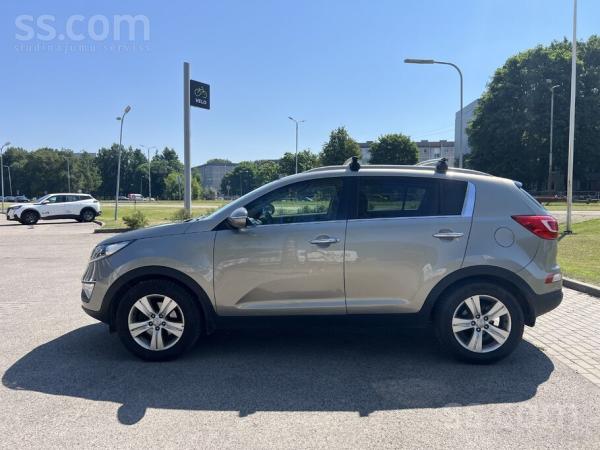 Brown Kia Sportage 2013 in Riga, with an engine capacity of 1.70 L and mileage of 162 thousand km for 5900 €, photo 7 on AUTOMOTO.COM.LV
