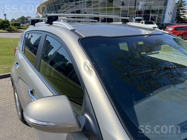 Brown Kia Sportage 2013 in Riga, with an engine capacity of 1.70 L and mileage of 162 thousand km for 5900 €, photo 9 on AUTOMOTO.COM.LV