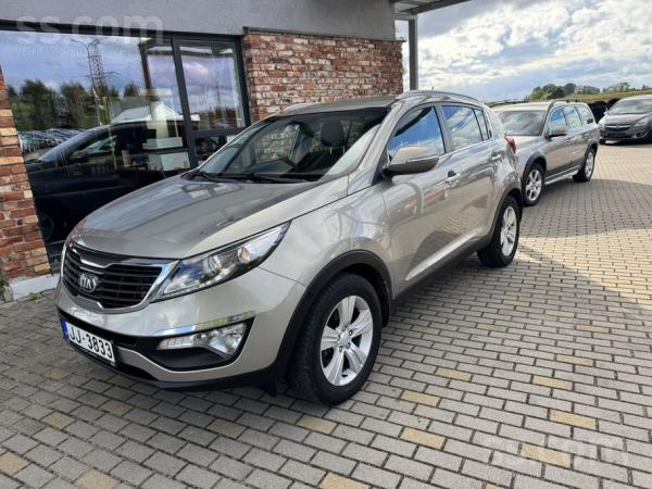 Киа Sportage 2013 в Талси на AUTOMOTO.COM.LV Коричневый Киа Sportage 2013 в Талси, объемом двигателя 1.70 л и пробегом 309 тыс. км за 5700 €, фото 7 на AUTOMOTO.COM.LV