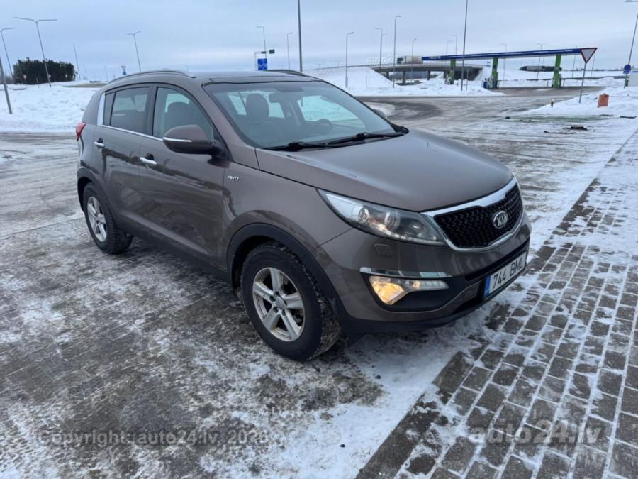 Brūns Kia Sportage 2014 Rakvere, ar dzinēja tilpumu 2.00 L un nobraukumu 288 tūkst. km par 9500 €, foto 1 vietnē AUTOMOTO.COM.LV