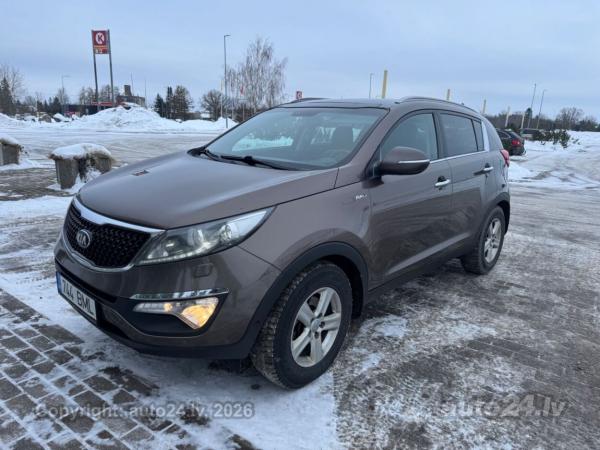 Brown Kia Sportage 2014 in Rakvere, with an engine capacity of 2.00 L and mileage of 288 thousand km for 9500 €, photo 2 on AUTOMOTO.COM.LV
