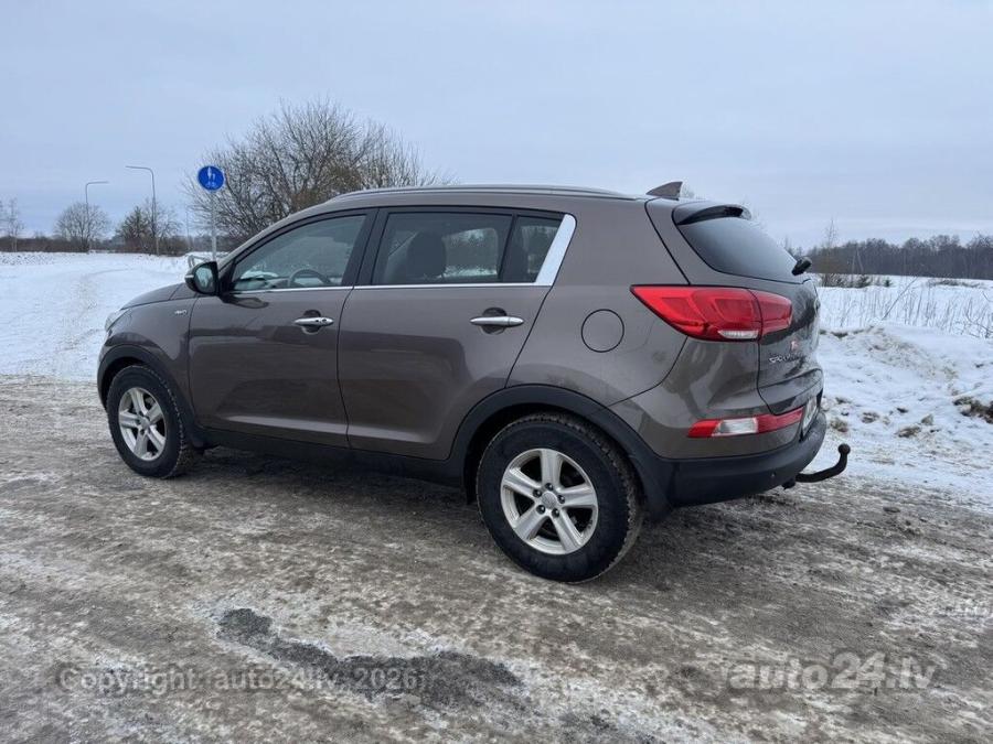 Brūns Kia Sportage 2014 Rakvere, ar dzinēja tilpumu 2.00 L un nobraukumu 288 tūkst. km par 9500 €, foto 21 vietnē AUTOMOTO.COM.LV