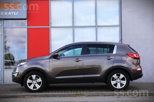 Brūns Kia Sportage 2014 Rīga, ar dzinēja tilpumu 2.00 L un nobraukumu 192 tūkst. km par 8495 €, foto 2 vietnē AUTOMOTO.COM.LV